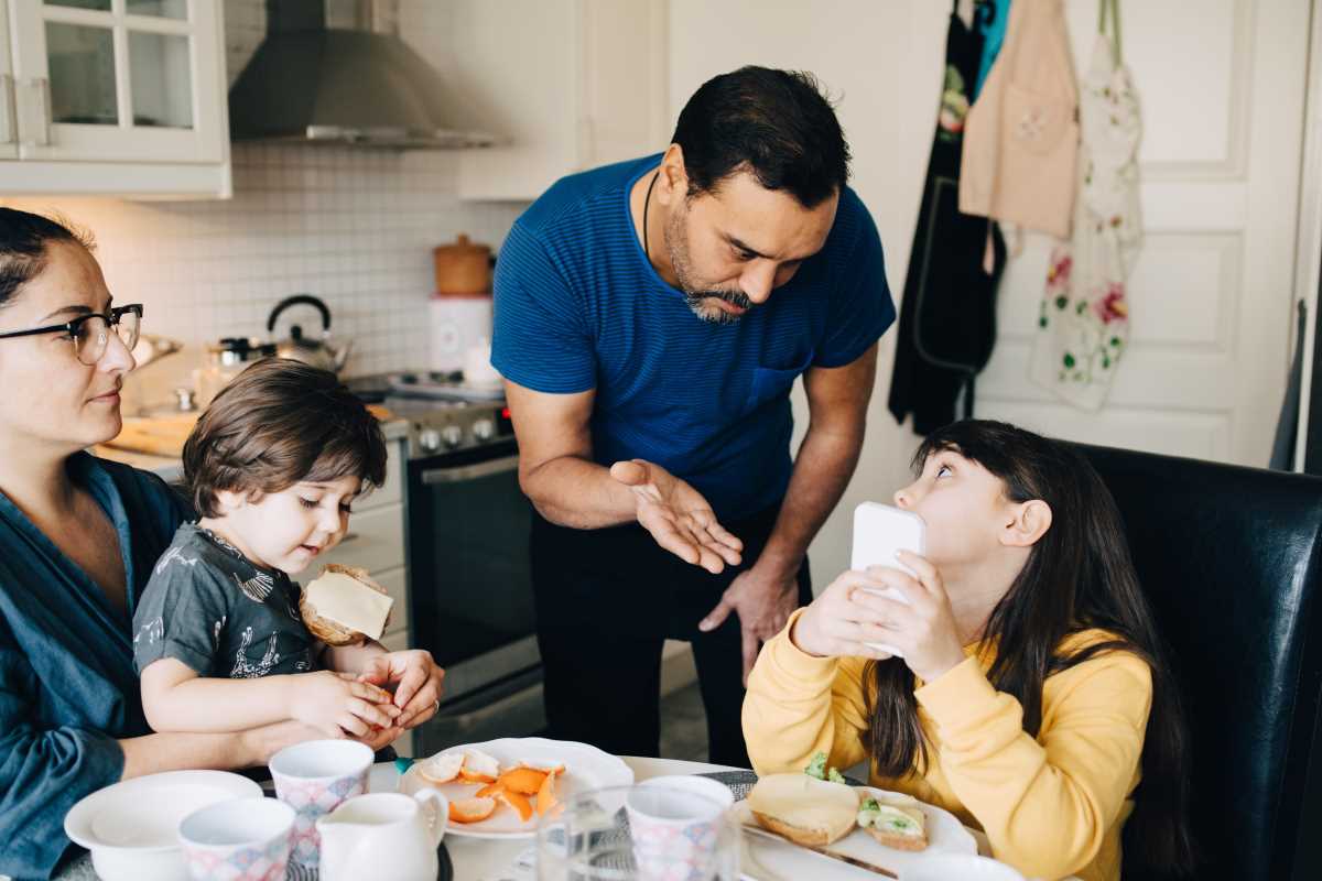 How Much Should Parents Control What Their Kids See? The Pros and Cons ...